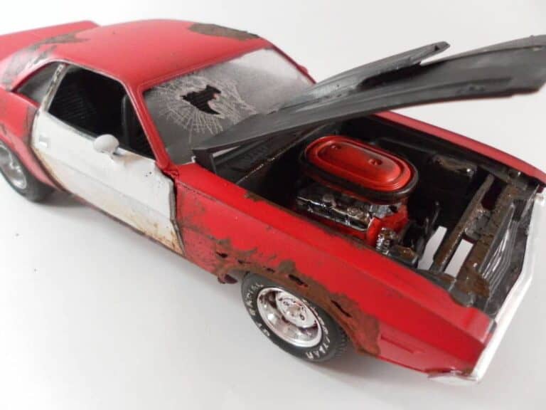 Classic Wrecks - Rusted Scale Model Cars - Unfinished Man