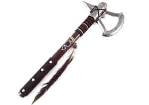Assassin's Creed 3 Tomahawk Replica - Unfinished Man