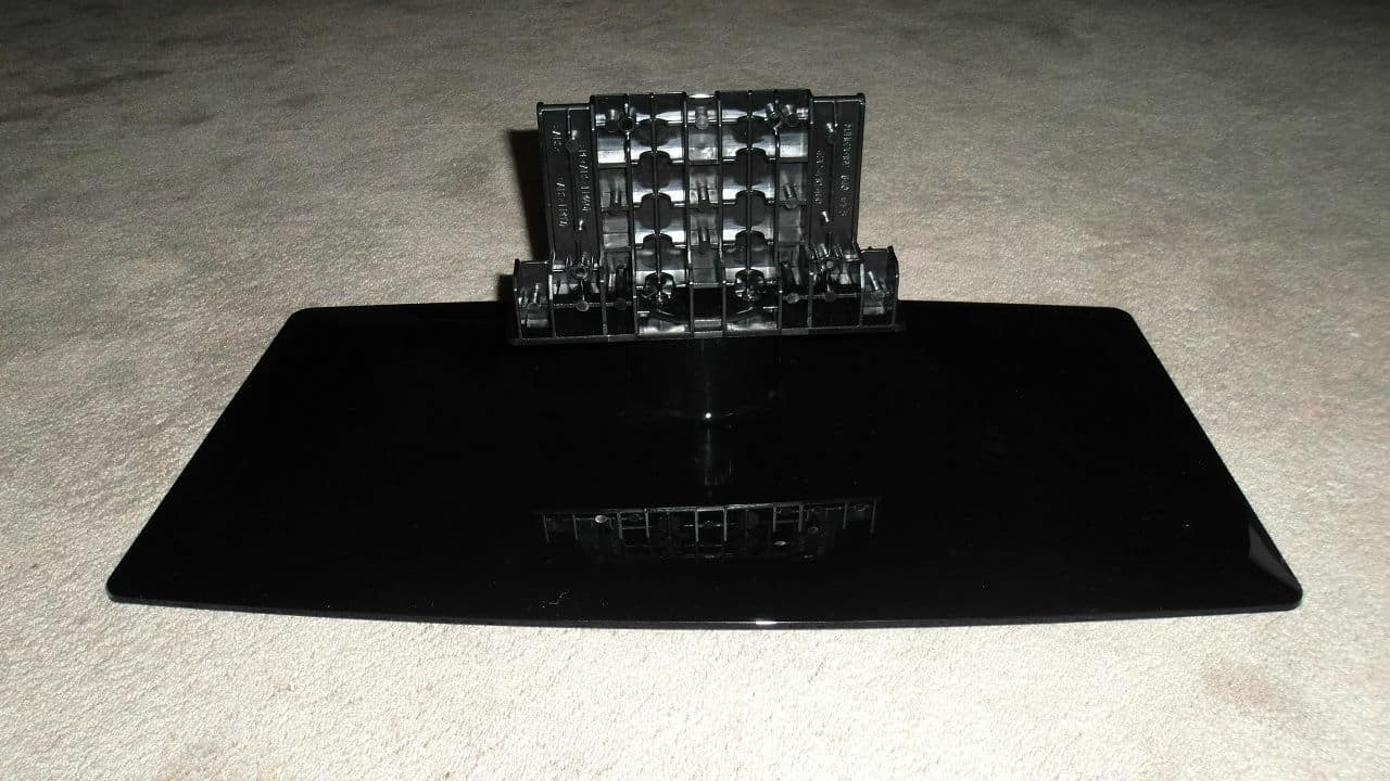 Picture Quality On A Budget - LG 42LS3400 LED TV - Unfinished Man