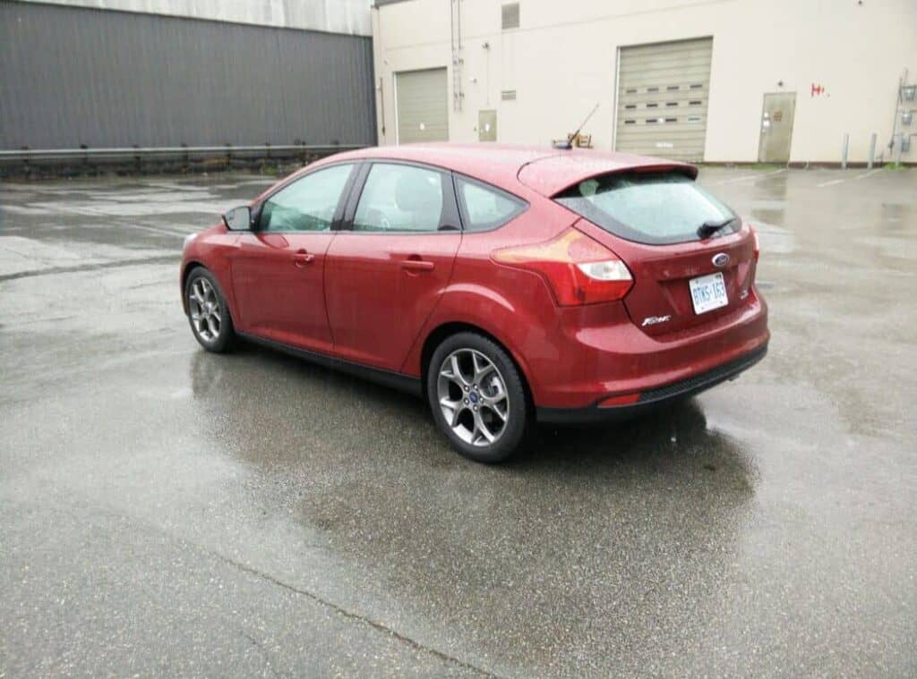 2014 Ford Focus SE Hatchback [Review]