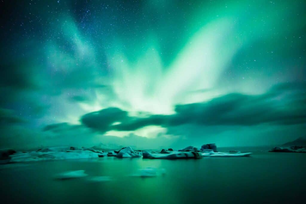 8 Stunning Photos Of The Northern Lights