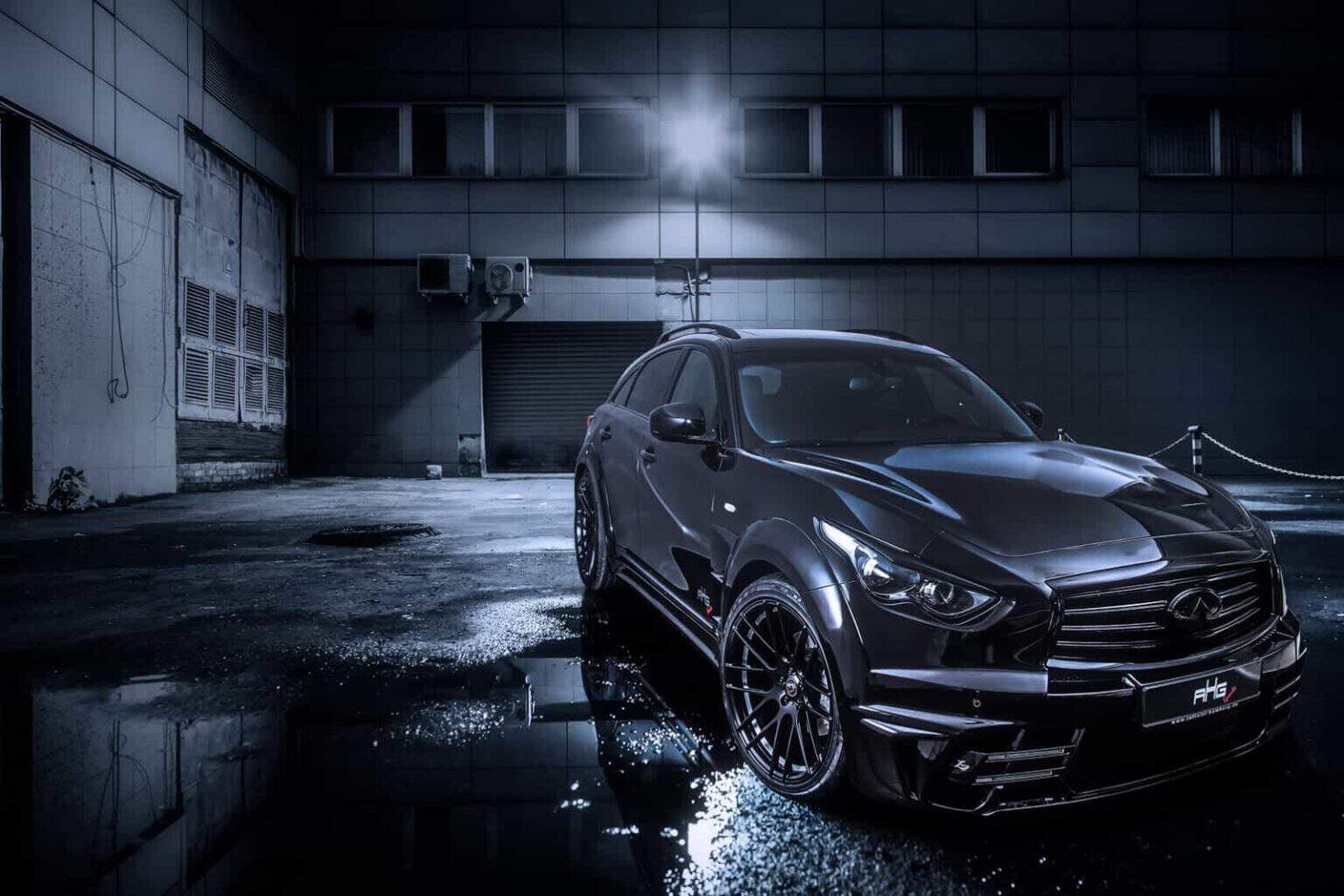 Infiniti QX70 LR3 Wide Body Kit By AHG-Sports