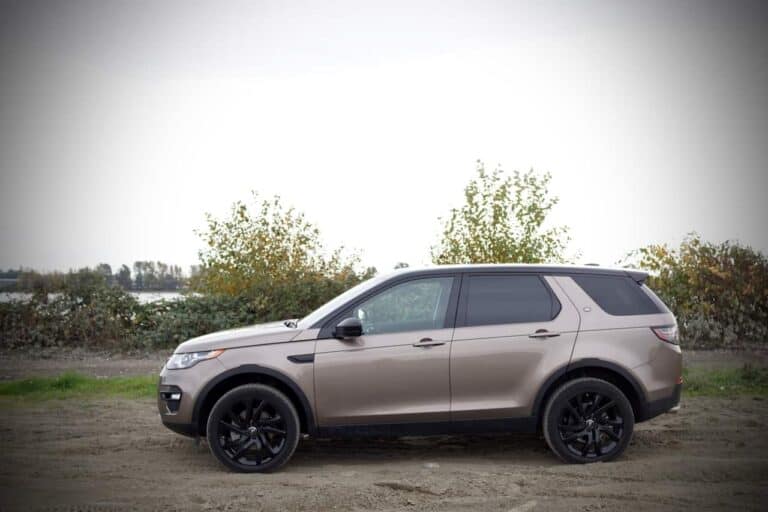 2016 Land Rover Discovery Sport HSE Review