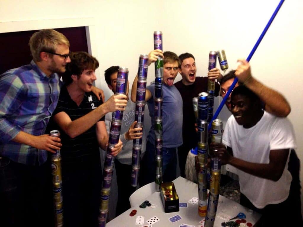 How To Play Wisest Wizard - Drinking Your Way To Wizard Stick Glory