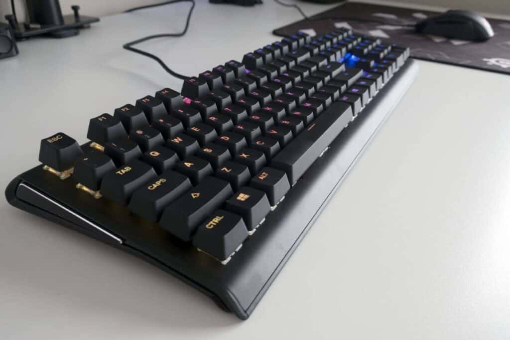 The Steelseries Apex M750 Mechanical Keyboard Review