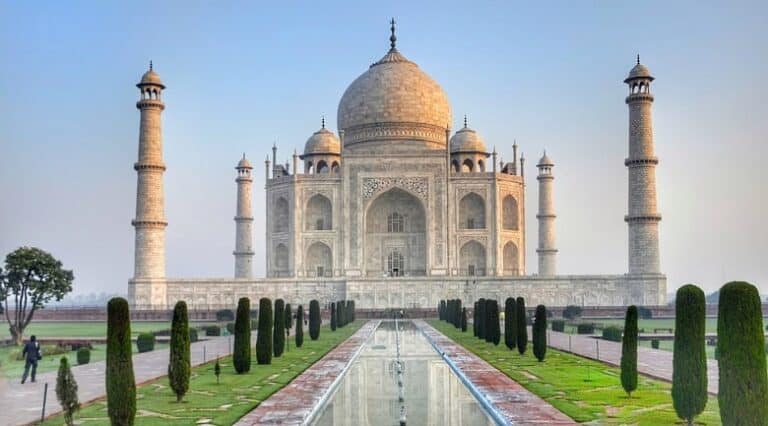 A Short History Of The Taj Mahal
