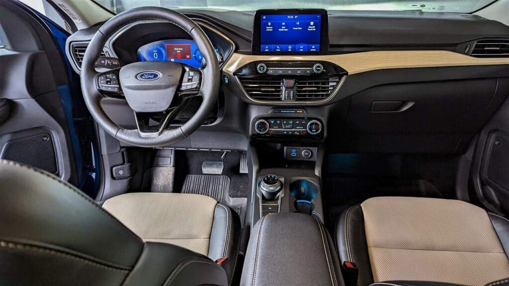 2022 Ford Escape Titanium PHEV Review