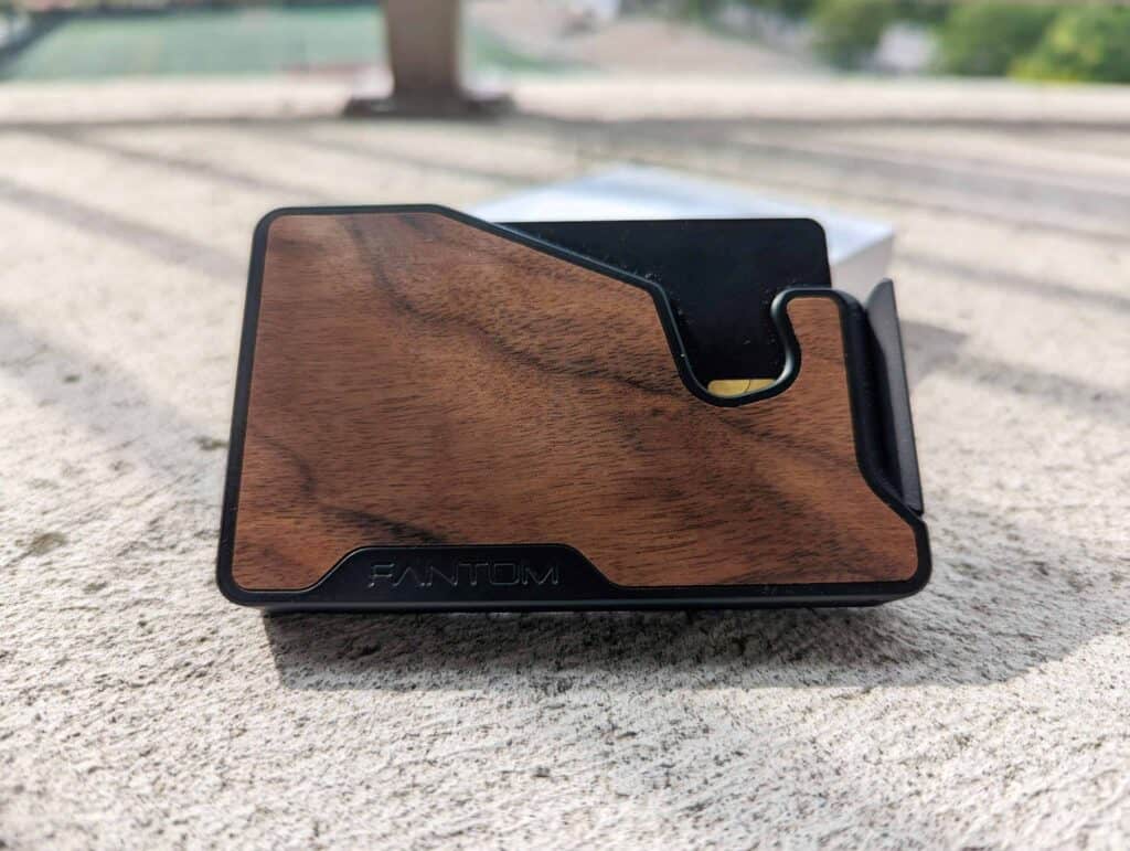 The Fantom X Wallet: The Perfect Cardholder Wallet?