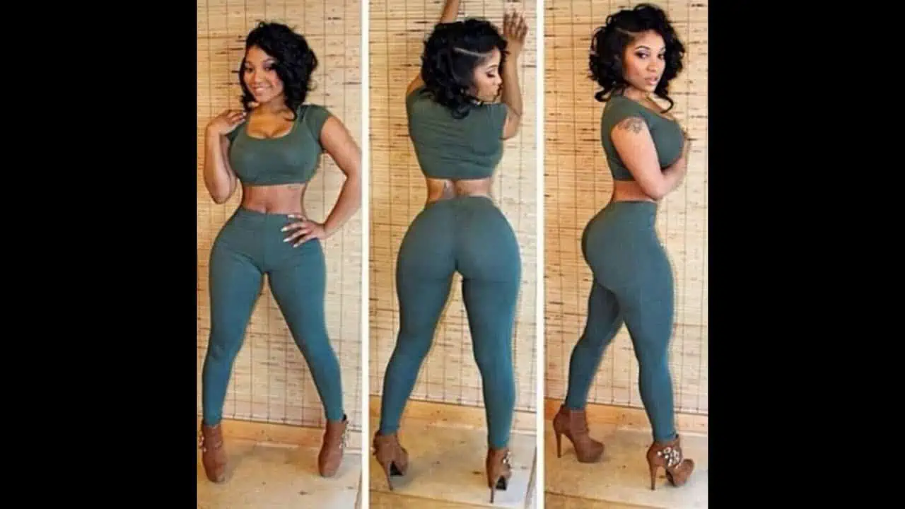 Girls In Tight Yoga Pants