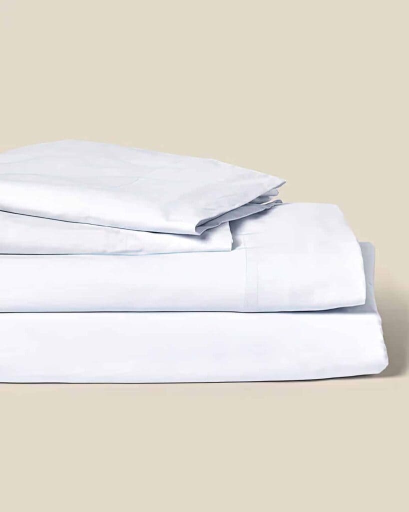 The Best Men’s Bedding To Impress The Ladies