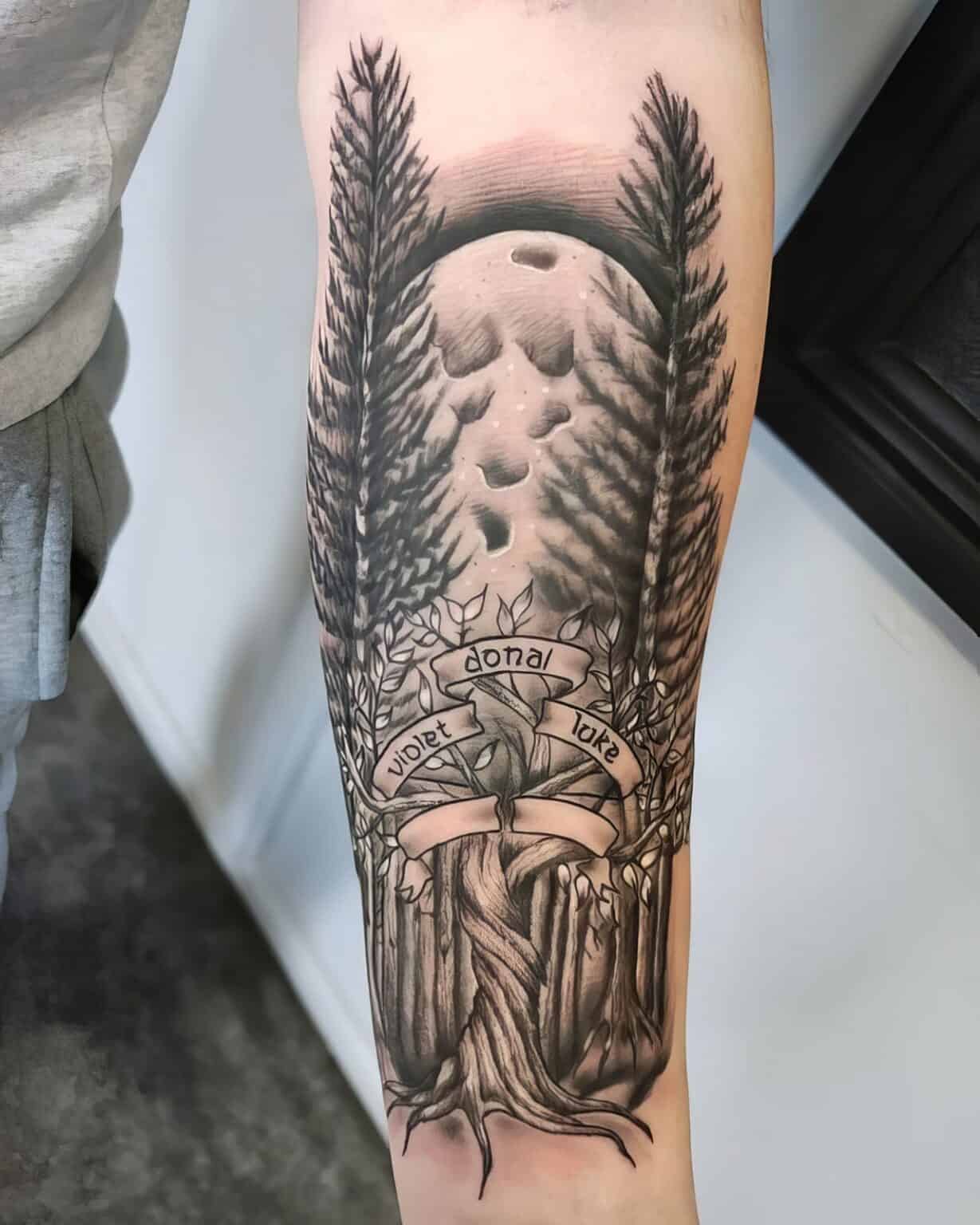 The Ultimate Guide To Tree Tattoos For Men: Meaning, Symbolism, And ...