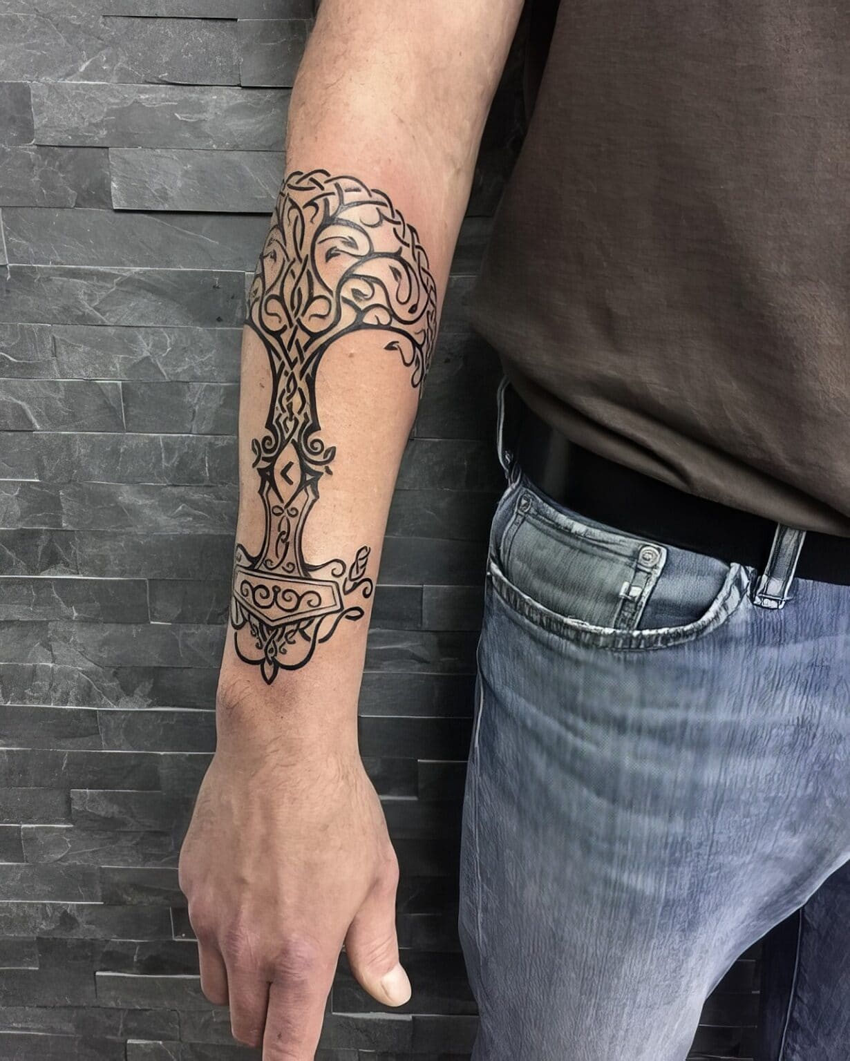 The Ultimate Guide To Tree Tattoos For Men: Meaning, Symbolism, And ...