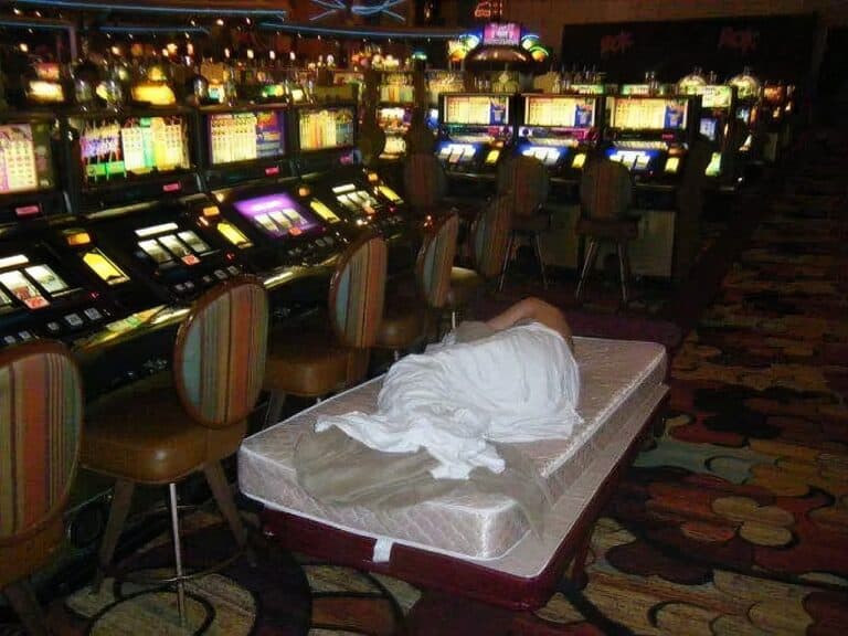 73 Hilarious And Unforgettable Funny Vegas Pictures That Should Have ...