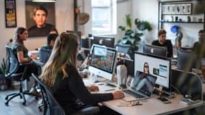 How To Start A Tech Startup: The Ultimate Guide To Launch & Grow [May 2024]