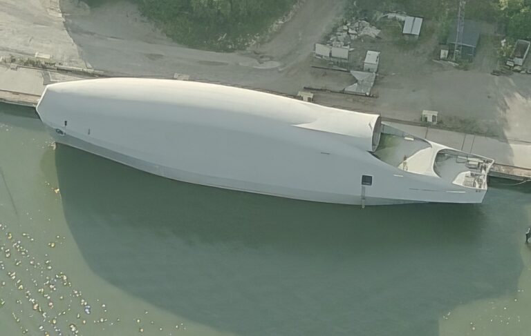 Weirdest Boats Ahoy: 9 Odd Yet Genius Designs You Must See